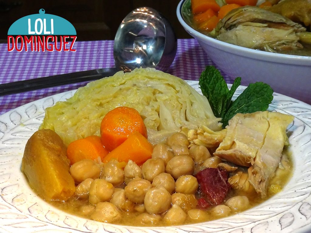 Garbanzos con pollo y verduras. Receta fácil y saludable. Loli Domínguez